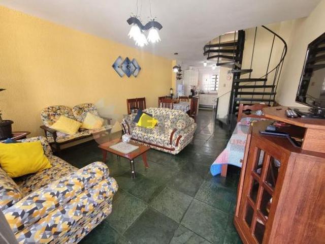 Sobrado com 2 dormitórios à venda, 120 m² por R$ 636.000,00 Martim de Sá Caraguatatuba/SP