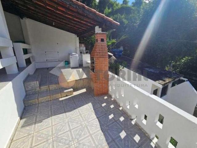 Sobrado com 2 dormitórios à venda, 123 m² por R$ 385.000,00 Mro Abrigo São Sebastião/SP