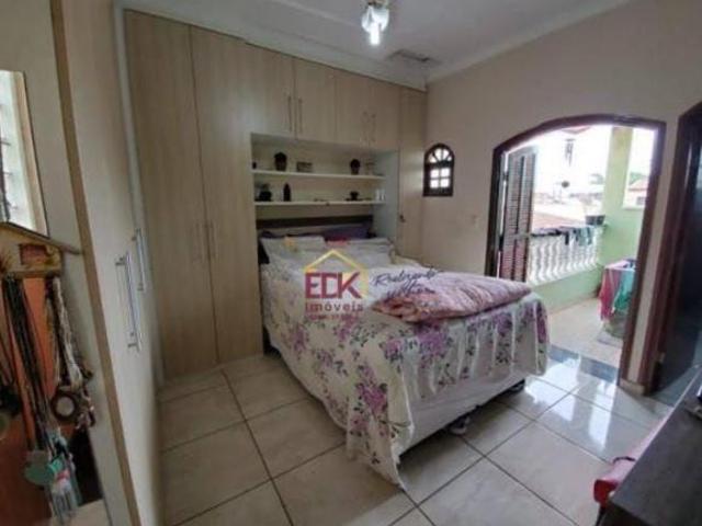 Sobrado com 2 dormitórios à venda, 135 m² por R$ 390.000 Vila Bela Taubaté/SP