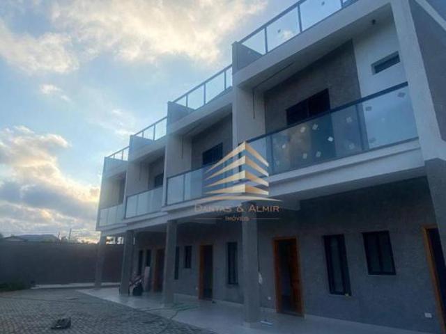 Sobrado com 2 dormitórios à venda, 148 m² por R$ 580.000,00 Jardim Mariella Caraguatatuba/SP