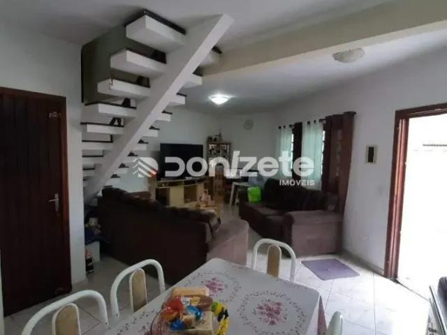 Sobrado Residencial com 2 Suítes, 2 Vagas e Quintal no Parque Novo Oratório, Santo André – Aceita Fi
