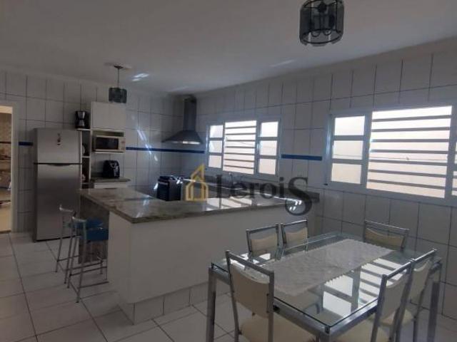 Sobrado com 2 dormitórios à venda, 156 m² por R$ 640.000,00 Jardim dos Ipês Itu/SP