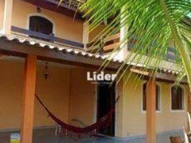 Sobrado com 2 dormitórios à venda, 159 m² por R$ 770.000,00 Pontal de Santa Marina Caraguatatuba