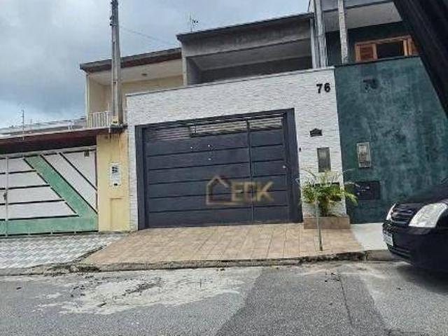 Sobrado com 2 dormitórios à venda, 150 m² por R$ 400.000 Residencial San Marino Taubaté/SP