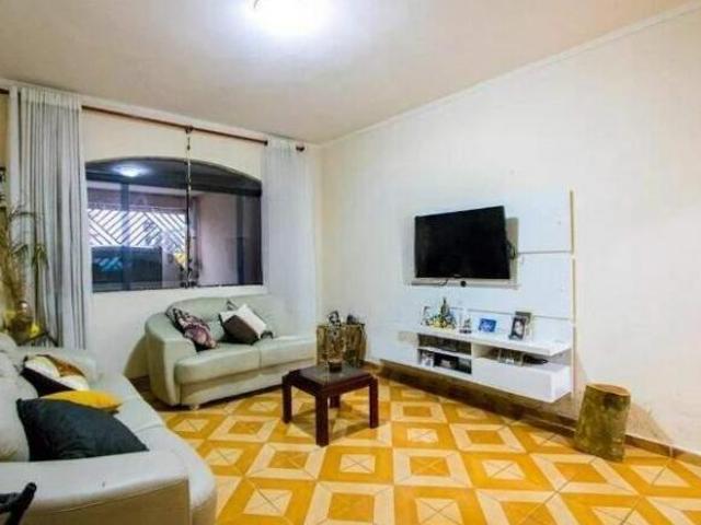 Sobrado com 2 dormitórios à venda, 150 m² por R$ 760.000 Jardim Marek Santo