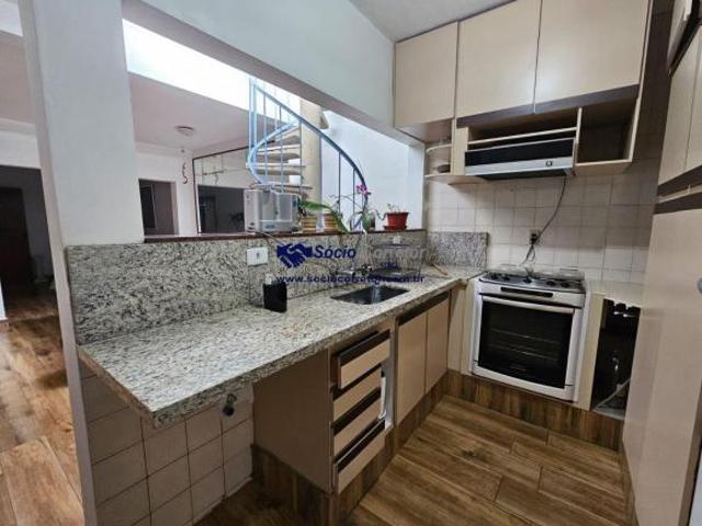Sobrado com 2 dormitórios à venda, 164 m² por R$ 530.000,00 Vila Barros Guar