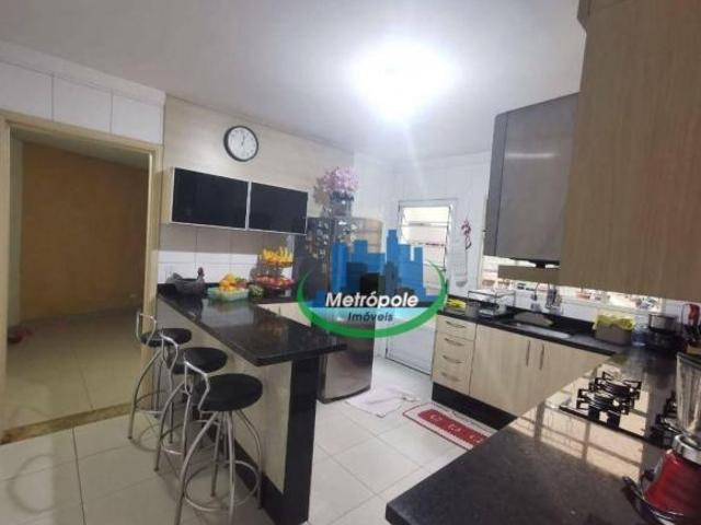 Sobrado à venda, 162 m² por R$ 650.000,00 Jardim Almeida Prado Guarulhos/SP