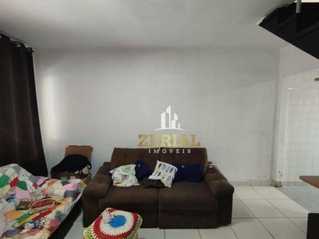 Sobrado com 2 dormitórios à venda, 162 m² por R$ 780.000,00 Olímpico São Caetano do Sul/SP