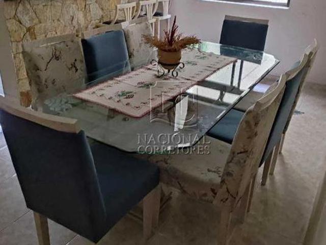 Sobrado com 2 dormitórios à venda, 176 m² por R$ 798.000,00 Campestre Santo