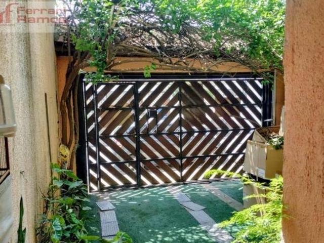 Sobrado com 2 dormitórios à venda, 180 m² por R$ 455.000,00 Parque Uirapuru Guarulhos/SP