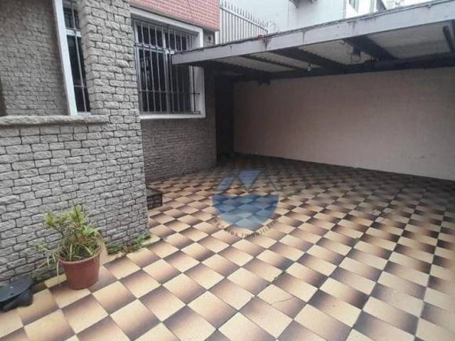 Sobrado com 2 dormitórios à venda, 200 m² por R$ 1.500.000,00 Embaré Santos/SP