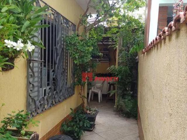 Sobrado com 2 dormitórios à venda, 223 m² por R$ 950.000,00 Santa Terezinha São Bernardo do Camp