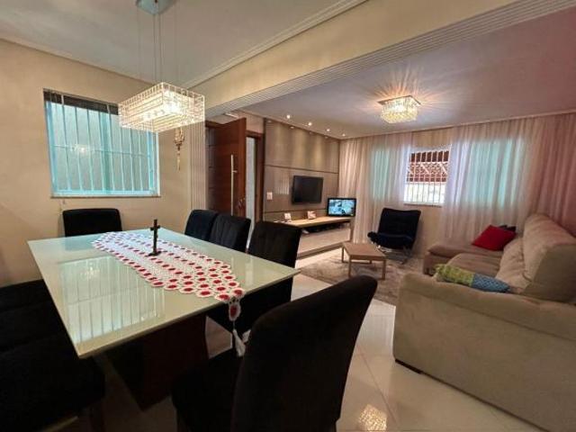 Sobrado com 2 dormitórios à venda, 250 m² por R$ 901.000,00 Vila Junqueira Santo André/SP