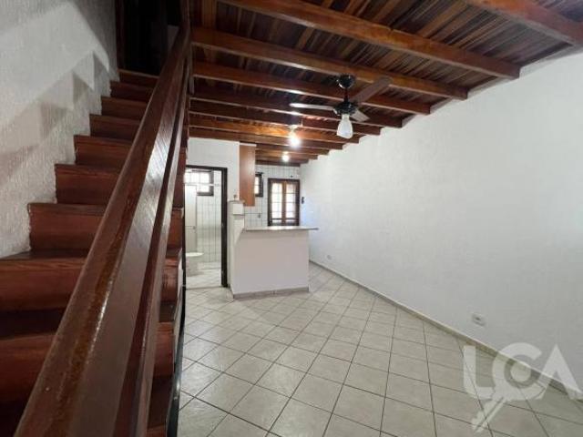 Sobrado com 2 dormitórios à venda, 44 m² por R$ 360.000,00 Parque Balneário Poiares Caraguatatub