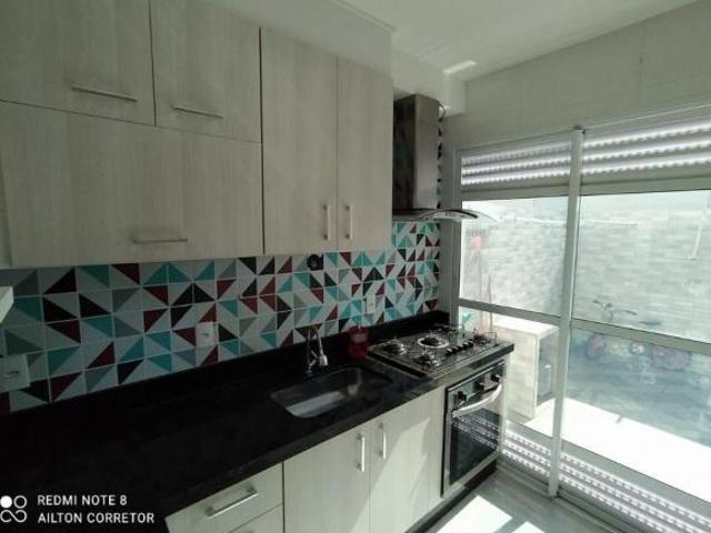 Sobrado com 2 dormitórios à venda, 54 m² por R$ 390.000,00 Jardim Nova Cidade