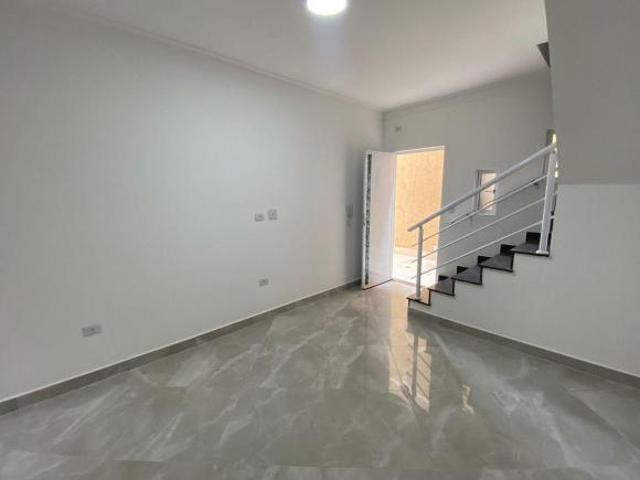 Sobrado com 2 dormitórios à venda, 59 m² por R$ 320.000,00 Jardim Imperador Praia Grande/SP