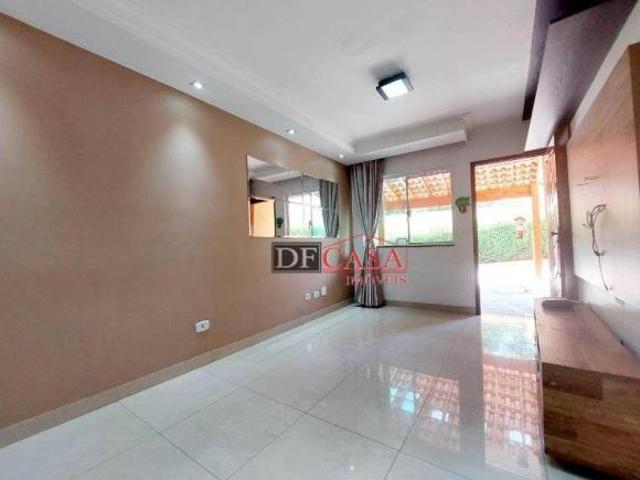 Sobrado com 2 dormitórios à venda, 62 m² por R$ 360.000,00 Itaquera São Paulo/SP