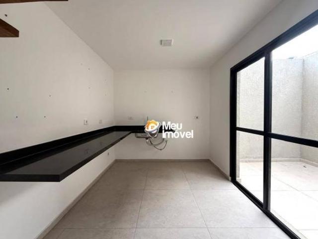Sobrado com 2 dormitórios à venda, 63 m² por R$ 550.000 Sítio Morro Grande São Paulo/SP