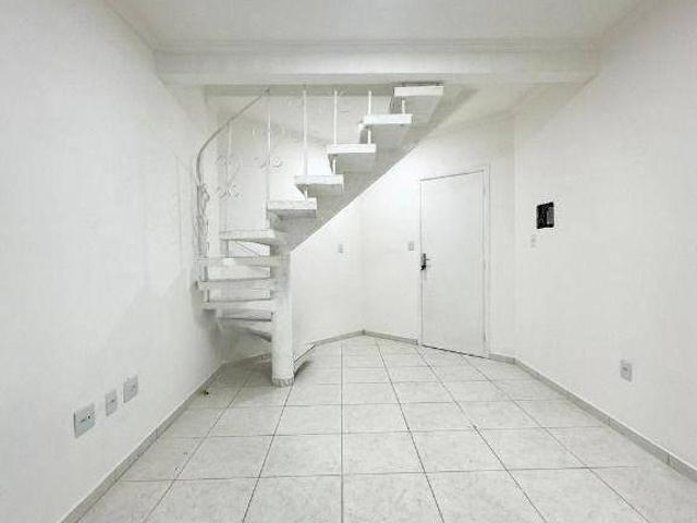 Sobrado com 2 dormitórios à venda, 65 m² por R$ 360.000,00 Canto do Forte Praia Grande/SP