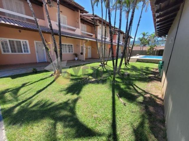 Sobrado com 2 dormitórios à venda, 66 m² por R$ 470.000,00 Martim de Sá Caraguatatuba/SP