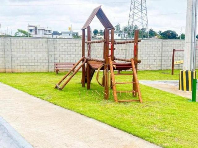 Sobrado com 2 dormitórios à venda, 67 m² por R$ 450.000,00 Tijuco Preto Caçapava/SP