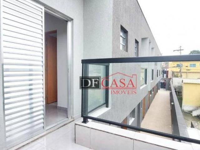 Sobrado com 2 dormitórios à venda, 67 m² por R$ 390.000,00 Itaquera São Paulo/SP