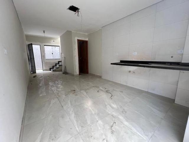 Sobrado com 2 dormitórios à venda, 68 m² por R$ 441.000 Vila Guilhermina Praia Grande/SP
