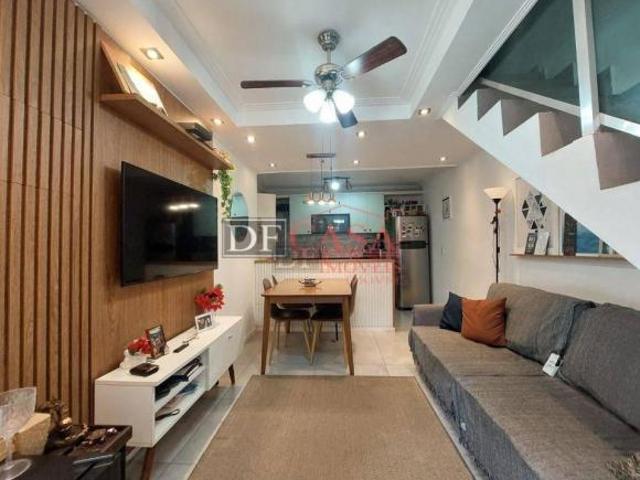 Sobrado com 2 dormitórios à venda, 68 m² por R$ 340.000,00 Itaquera São Paulo/SP