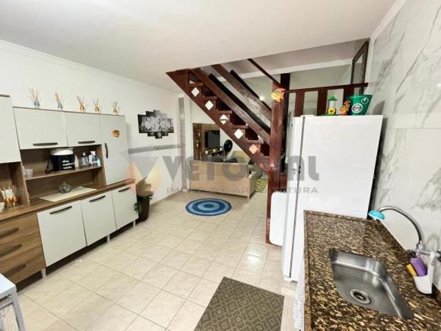 Sobrado com 2 dormitórios à venda, 69 m² por R$ 420.000,00 Martim de Sá Caraguatatuba/SP
