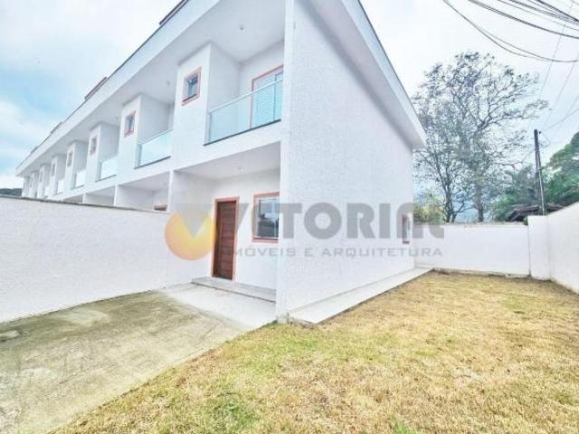Sobrado com 2 dormitórios à venda, 70 m² por R$ 495.000,00 Massaguaçu Caraguatatuba/SP