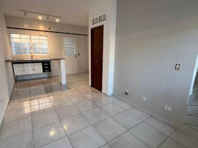 Sobrado com 2 dormitórios à venda, 70 m² por R$ 330.000,00 Jardim Colonial Atibaia/SP