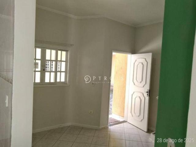 Sobrado com 2 dormitórios à venda, 72 m² por R$ 315.000,00 Jardim Flórida Jacareí/SP