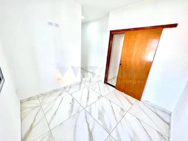 Sobrado com 2 dormitórios à venda, 72 m² por R$ 390.000,00 Golfinho Caraguatatuba/SP