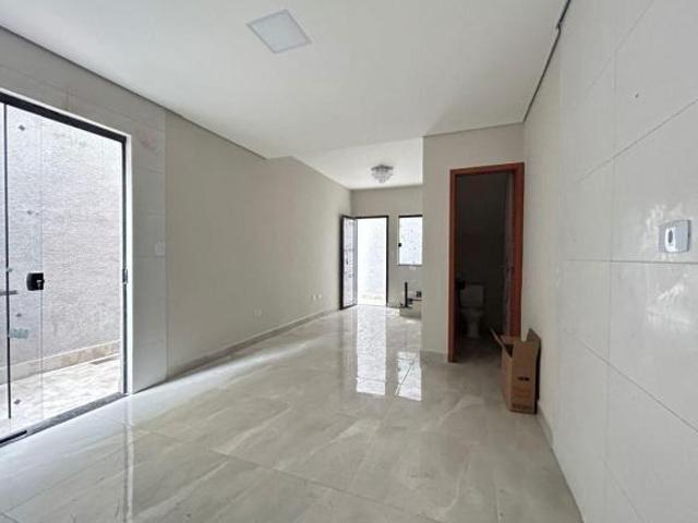 Sobrado com 2 dormitórios à venda, 74 m² por R$ 462.000 Vila Guilhermina Praia Grande/SP