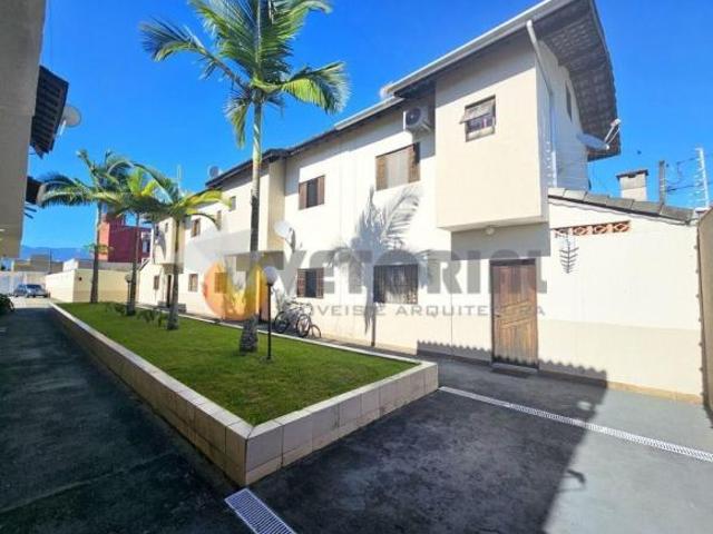 Sobrado com 2 dormitórios à venda, 75 m² por R$ 380.000,00 Pontal de Santa Marina Caraguatatuba/