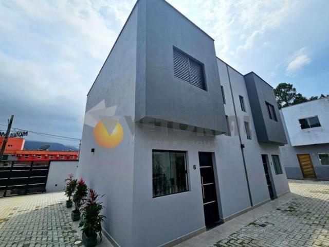 Sobrado com 2 dormitórios à venda, 75 m² por R$ 395.000,00 Jardim Capricórnio Caraguatatuba/SP