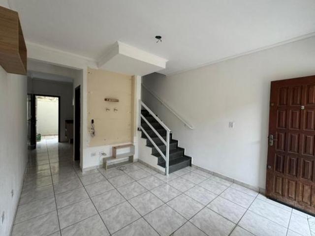 Sobrado com 2 dormitórios à venda, 78 m² por R$ 275.000,00 Parque das Américas Praia Grande/SP