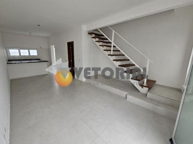 Sobrado com 2 dormitórios à venda, 80 m² por R$ 430.000,00 Massaguaçu Caraguatatuba/SP