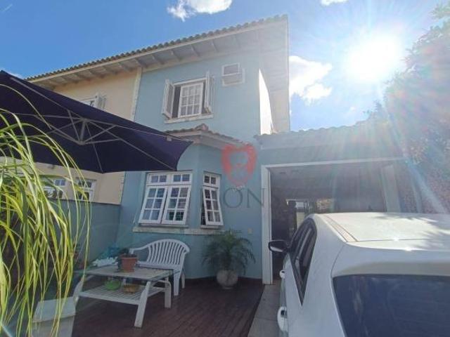 Sobrado com 2 dormitórios à venda, 80 m² por R$ 490.000,00 Santa Cruz Gravataí/RS