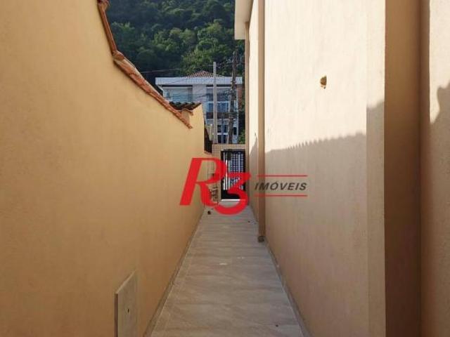 Sobrado com 2 dormitórios à venda, 80 m² por R$ 700.000,00 Marapé Santos/SP