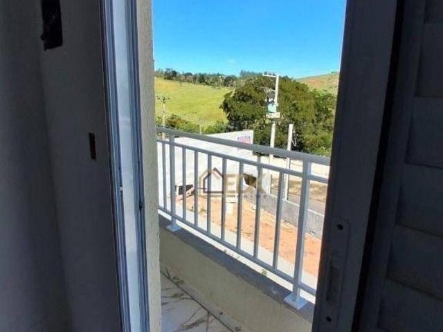 Sobrado com 2 dormitórios à venda, 80 m² por R$ 302.000,00 Jardim Santo Antônio da Boa Vista Jac