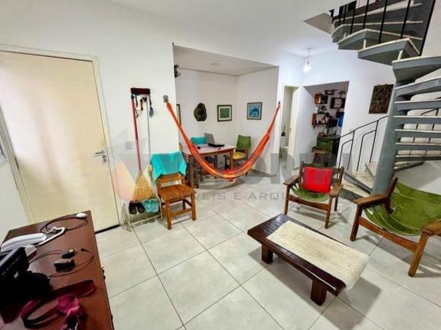 Sobrado com 2 dormitórios à venda, 81 m² por R$ 750.000,00 Praia das Palmeiras Caraguatatuba/SP