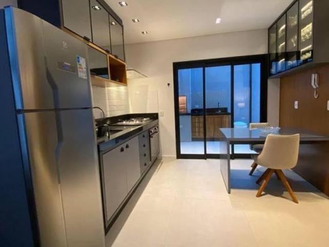 Sobrado com 2 dormitórios à venda, 84 m² por R$ 650.000 Cidade Jardim Caraguatatuba/SP