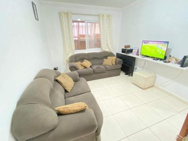 Sobrado com 2 dormitórios à venda, 87 m² por R$ 450.000,00 Maracanã Praia Grande/SP
