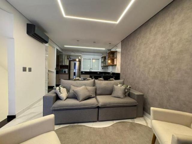 Sobrado com 2 dormitórios à venda, 88 m² por R$ 600.000,00 Vila Guilhermina Praia Grande/SP