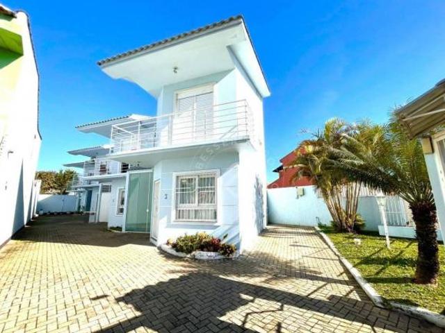 Sobrado com 2 dormitórios à venda, 93 m² por R$ 399.900,00 Fátima Canoas/RS