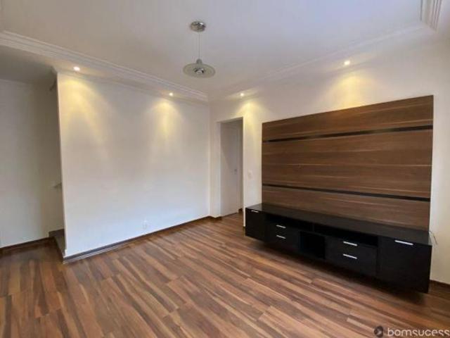 Sobrado com 2 dormitórios à venda, 95 m² por R$ 700.000,00 Vila Invernada São Paulo/SP