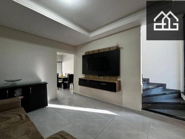 Sobrado com 2 dormitórios à venda, 98 m² por R$ 420.000,00 Florais do Parana Cascavel/PR