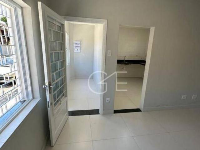 Sobrado com 2 dormitórios à venda, 98 m² por R$ 499.000,00 Macuco Santos/SP