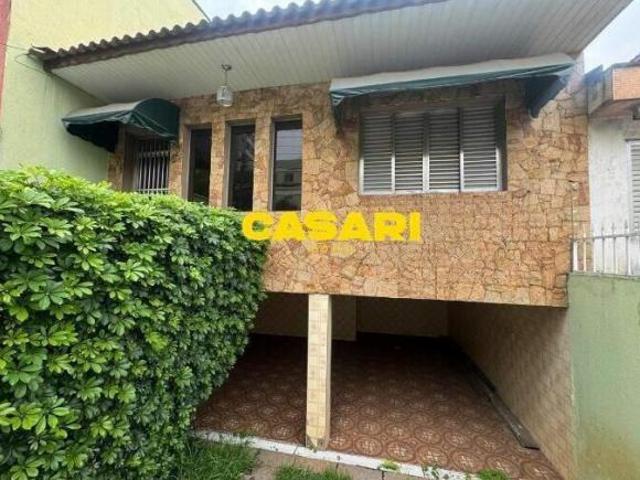 Sobrado com 2 Dormitórios à Venda ou Aluguel no Rudge Ramos – 150m², 4 Vagas e Excelente Localização
